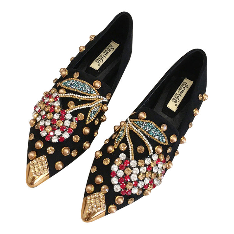 Scarpe con borchie in strass color ciliegia – ascelteria